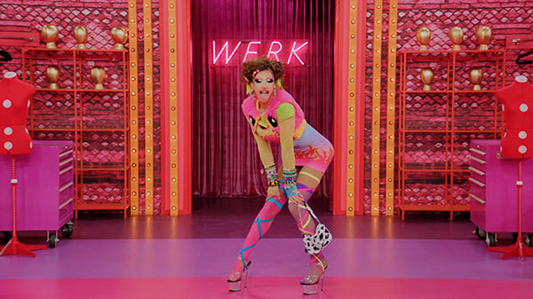 Rate-A-Queen - RuPaul's Drag Race Power Rankings, S16E01| Crushing Krisis